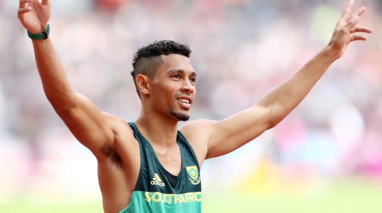 World record holder Van Niekerk eases into 400m final | Fast Running
