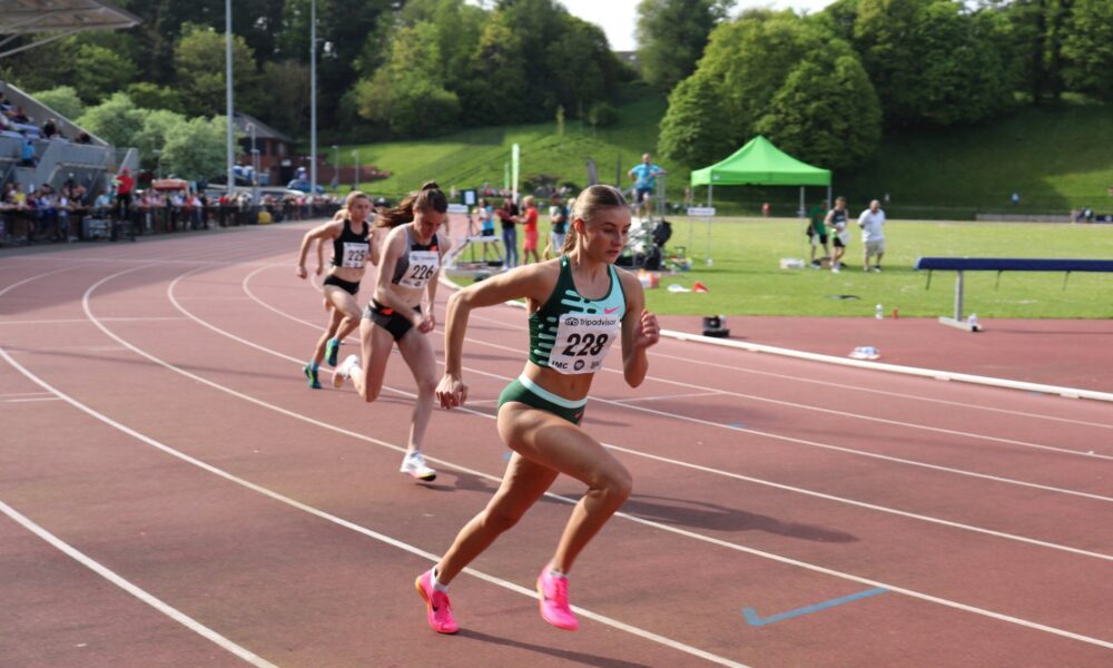 Road & Track Action Galore - Weekend Round Up | Fast Running